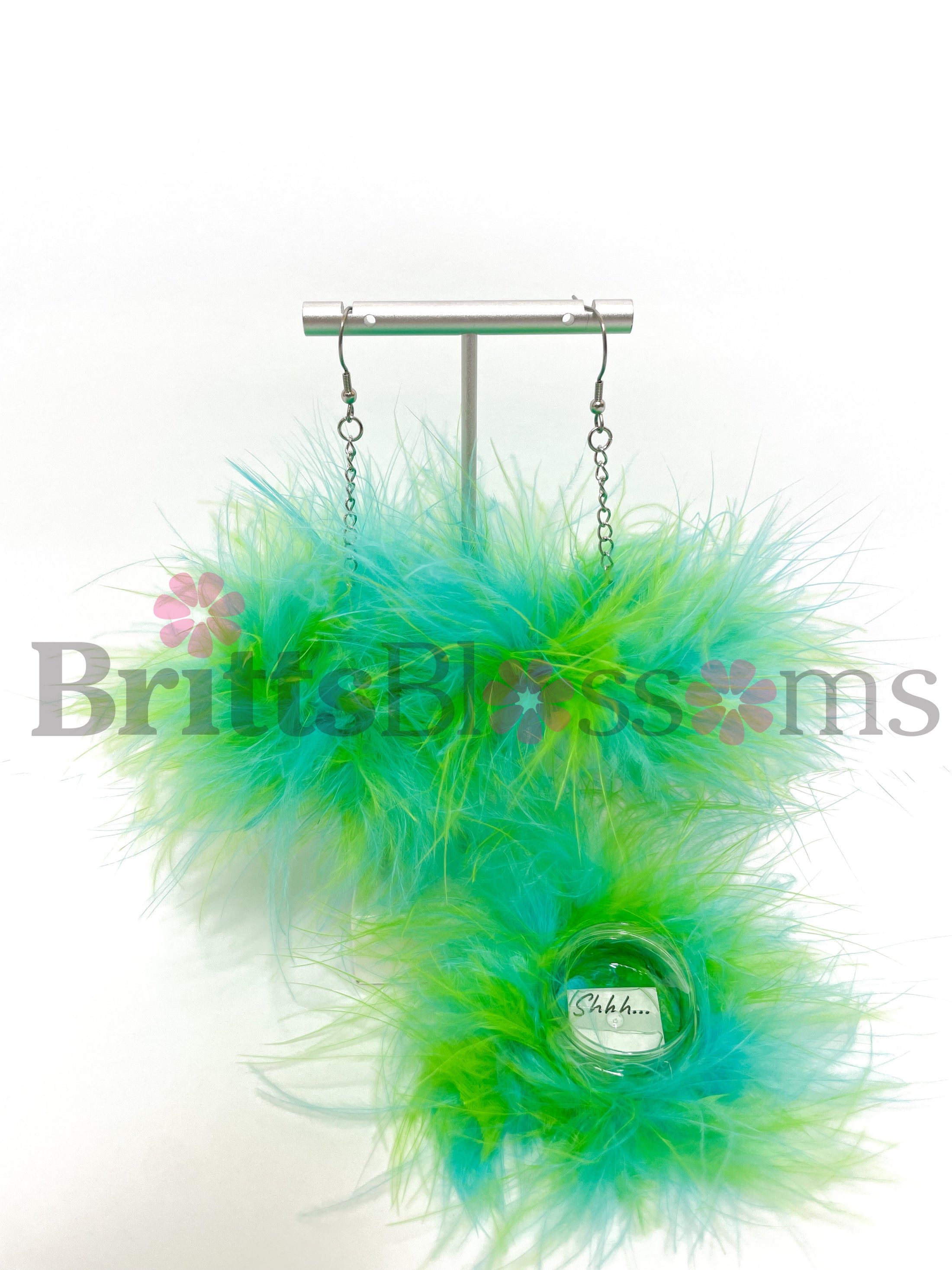 Stash Fluff Earrings – BrittsBlossoms
