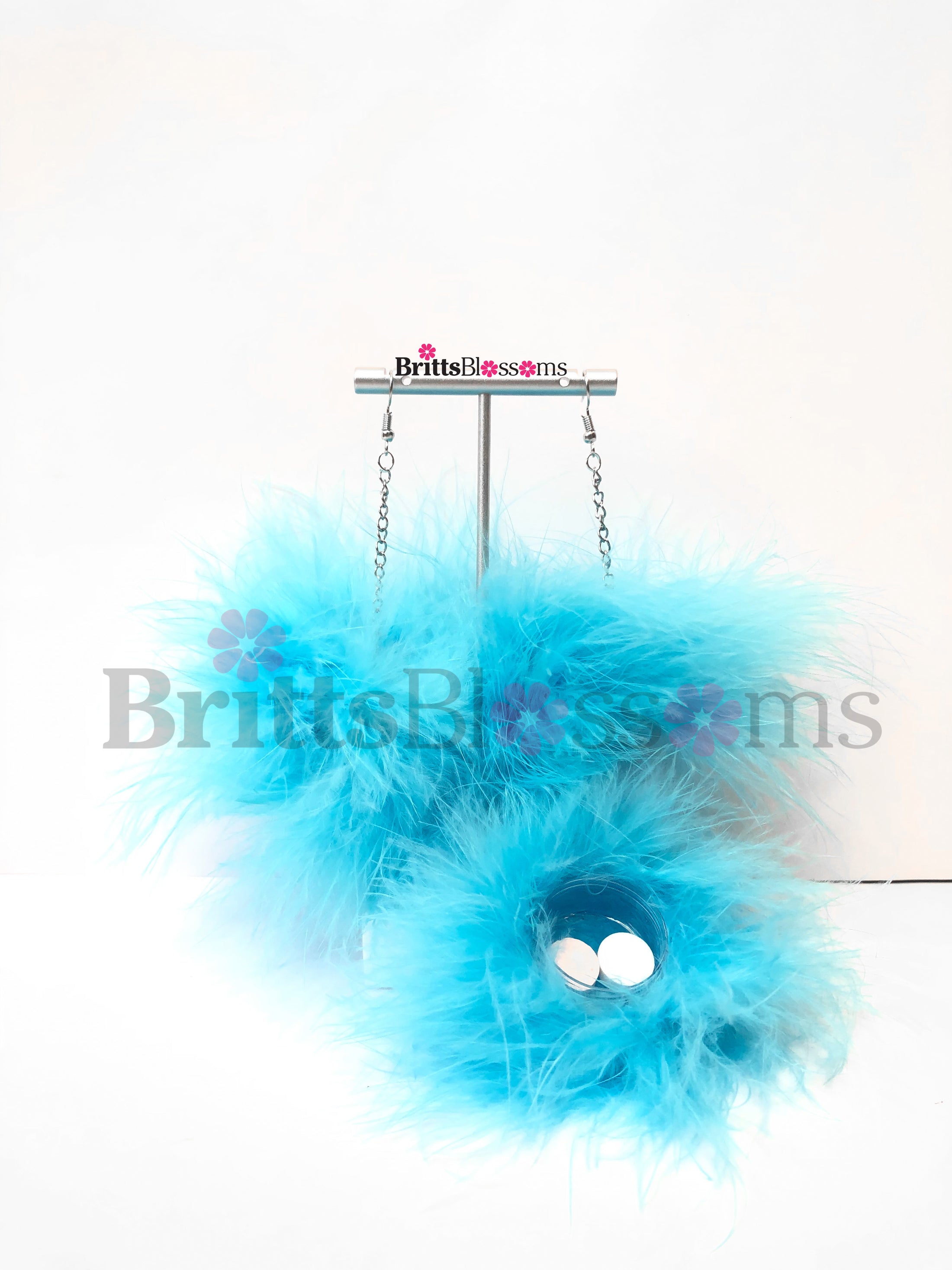 Stash Fluff Earrings – BrittsBlossoms